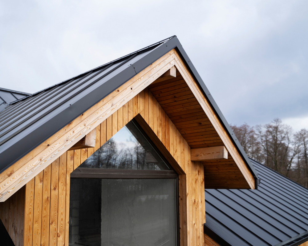 MENUISERIE LMFK - Charpente à Briec, près de Quimper